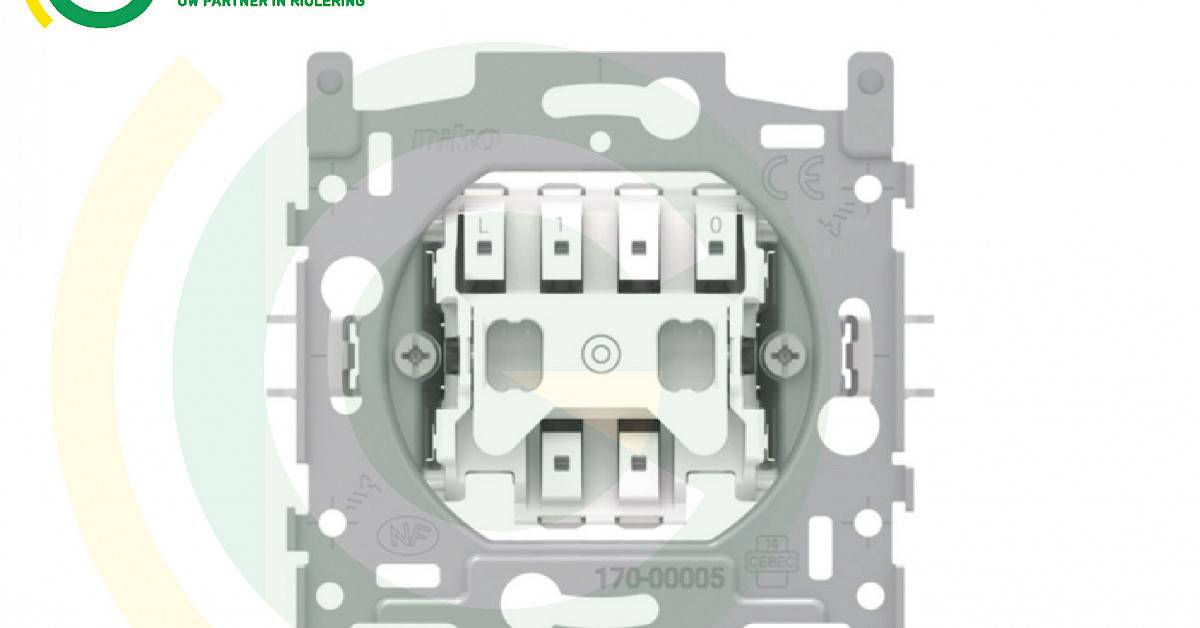 Sokkel drukknop n.o. met 3 aansluitklemmen, insteekklemmen
